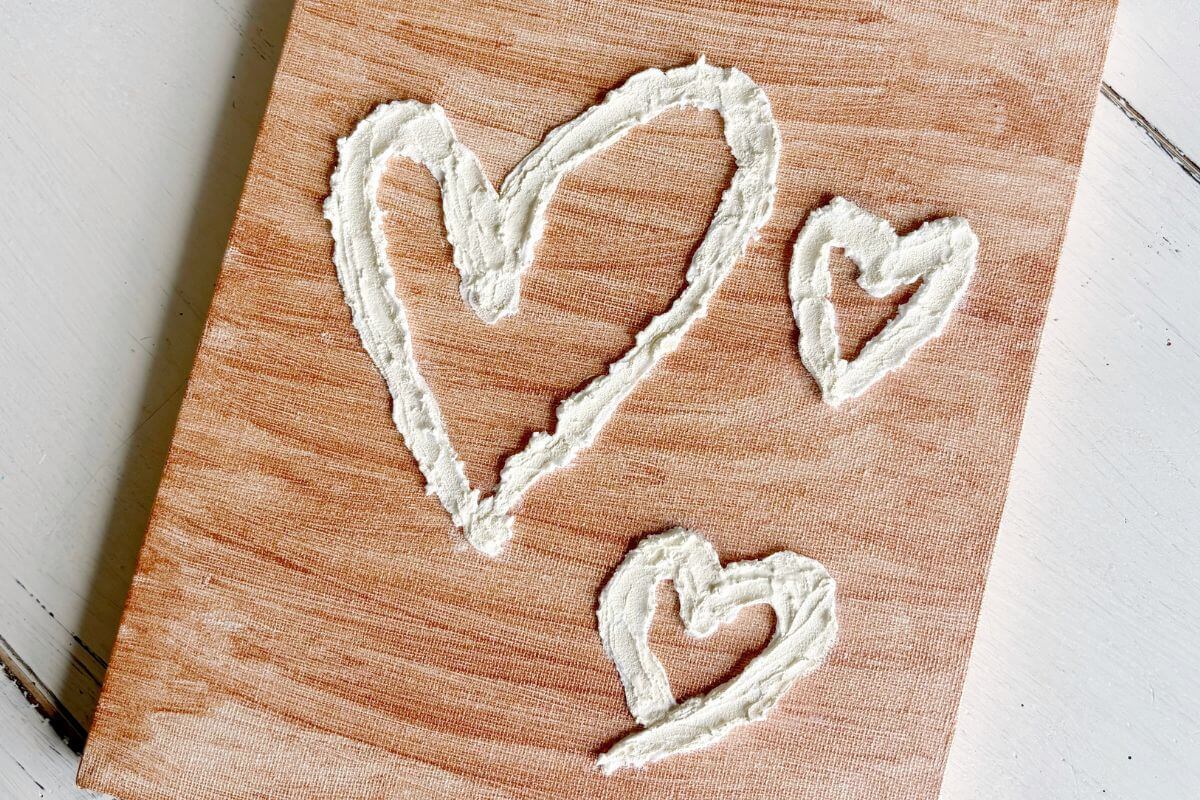 Spackle Art Heart on Canvas DIY - Dappled Skies and Diys